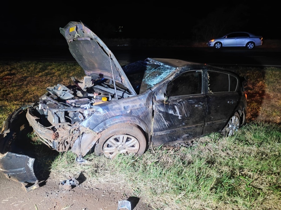 Capotamento deixa duas mulheres feridas na BR-163, em Toledo