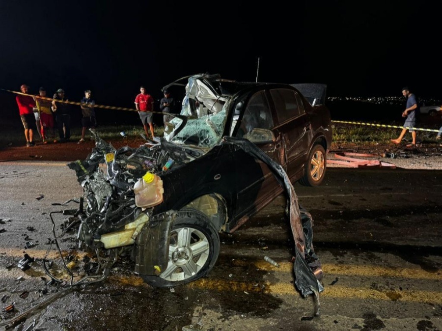 Três pessoas morrem e três ficam feridas em grave acidente na PR-182, entre Toledo e Maripá