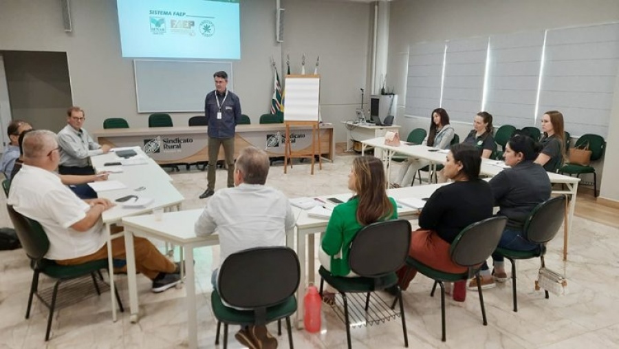 Mobilizadores do Senar participam de treinamento em Toledo